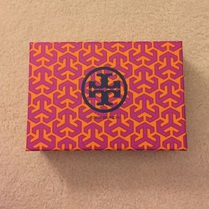 tory burch gift box on Poshmark