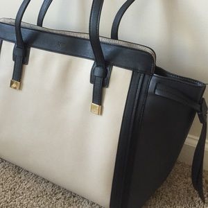 26% off Tutilo New York Handbags - A red Tutilo New York feature tote ...