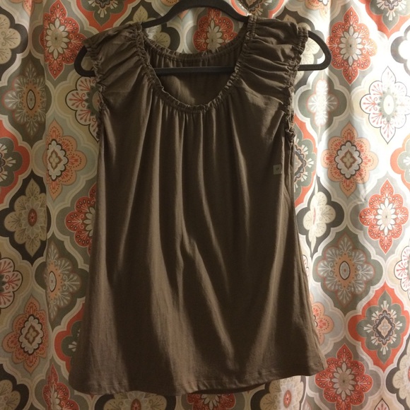 LOFT | Tops | Greige Tee | Poshmark