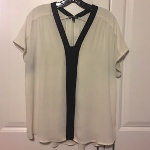 R's Closet on Poshmark - @theblkbarbie