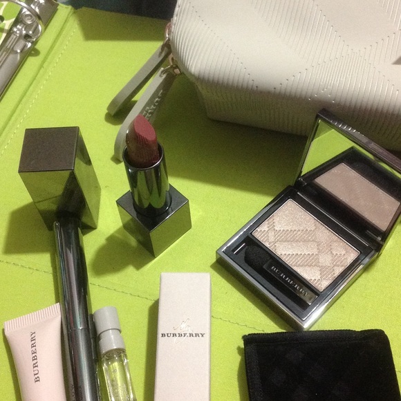 Burberry | Makeup | Burberry Beauty Set | Poshmark