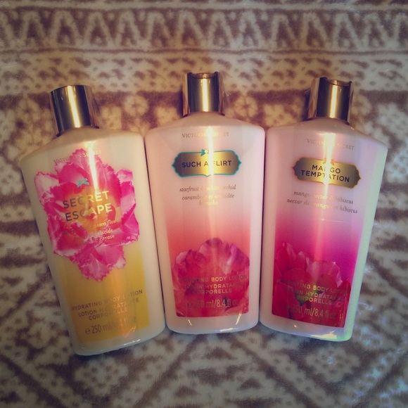Victoria's Secret | Makeup | Sale Victorias Secret Hydrating Lotionsset ...