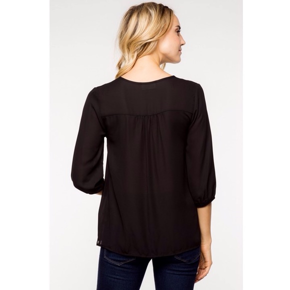 Everly | Tops | Front Vcut Blouse | Poshmark