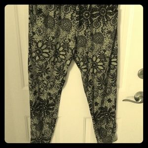 Amber Suttle's Closet (@amberbeth44) | Poshmark