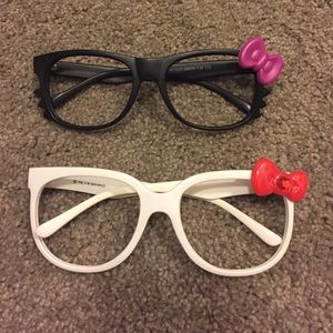 Accessories | Hello Kitty Frames Set | Poshmark