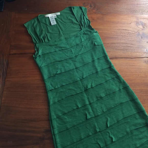 Max Studio | Dresses | Layered Max Studio Green Dress | Poshmark