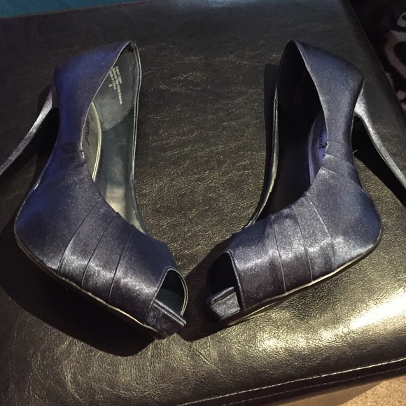Lulu Townsend | Shoes | Lulu Townsend Navy Open Toe Heels | Poshmark