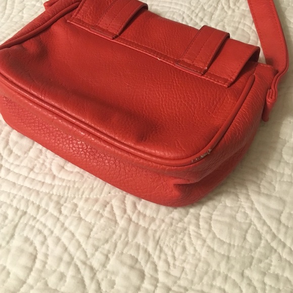 Volcom | Bags | Beautiful Crossbody Volcom Bagpurse | Poshmark