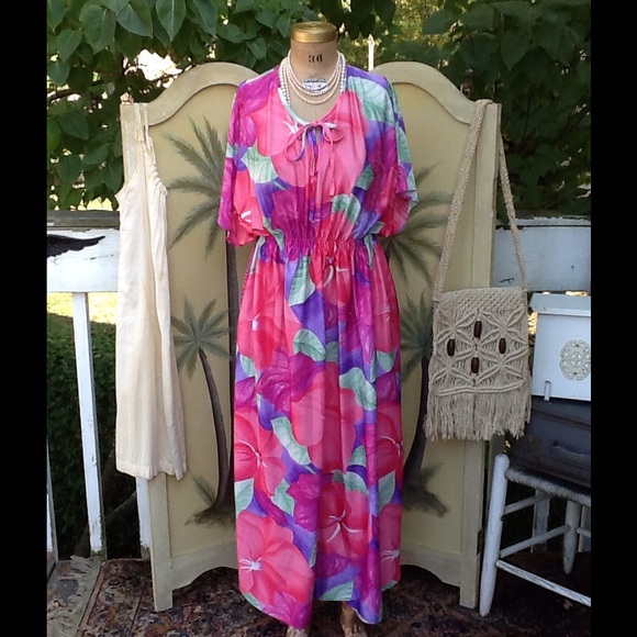 Vintage | Dresses | Vtg Caftanlounging Dresspretty Pretty | Poshmark