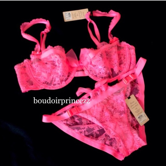 Victoria's Secret | Intimates & Sleepwear | 9 1 Left Vs Designer ...