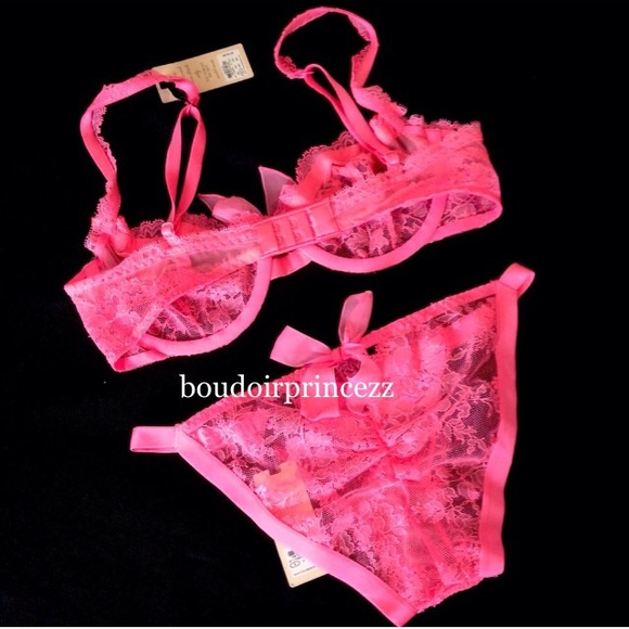 Victoria's Secret | Intimates & Sleepwear | 9 1 Left Vs Designer ...