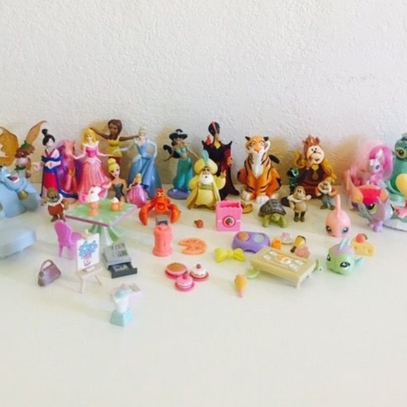 Disney | Other | Disney Miniatures Toys For Kids | Poshmark