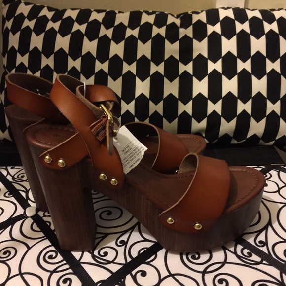 Mossimo Supply Co. | Shoes | Platform Sandal With Stud Detail | Poshmark