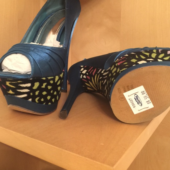 2LipsToo | Shoes | Unused 6 Inch Platform Stiletto Pumps By 2lipstoo ...