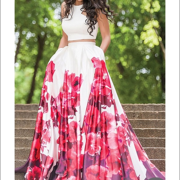 Jovani | Dresses | Super Elegant 2piece Prom Dress | Poshmark