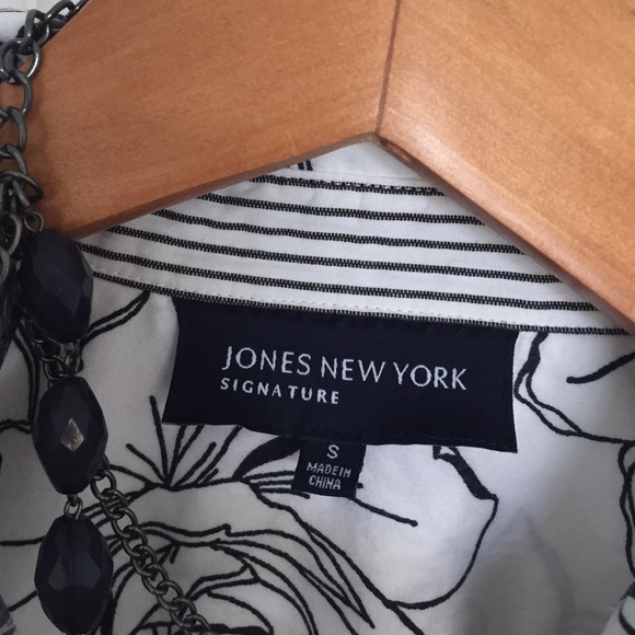 Jones New York | Tops | Jones New York Signature S | Poshmark