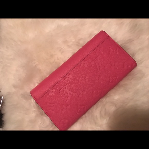 Louis Vuitton | Bags | Louis Vuitton Sarah Wallet | Poshmark