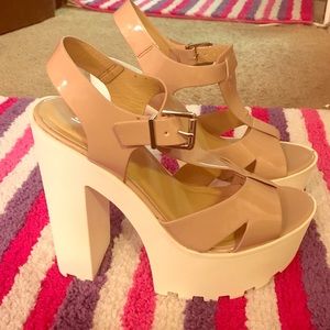 **kie's Closet (@blackhighheels) | Poshmark