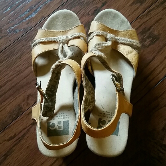 BC Footwear | Shoes | Sandals | Poshmark