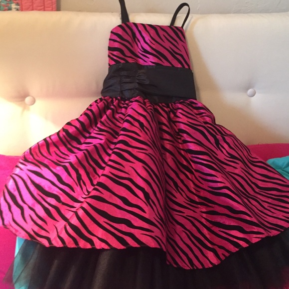 good girl | Dresses | Cute Zebra Print Dress | Poshmark