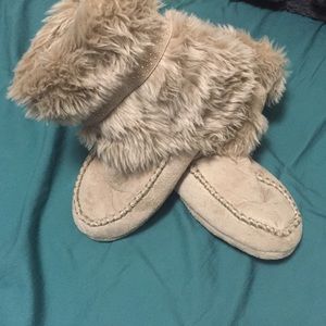 Shoes | Slippers | Poshmark