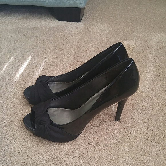 FIONI Clothing | Shoes | Black Pumps | Poshmark