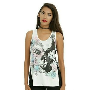 Hot Topic on Poshmark