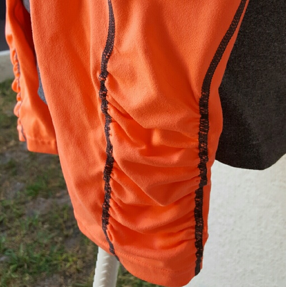 Roadrunner Sports | Pants & Jumpsuits | Cute Running Crops | Poshmark