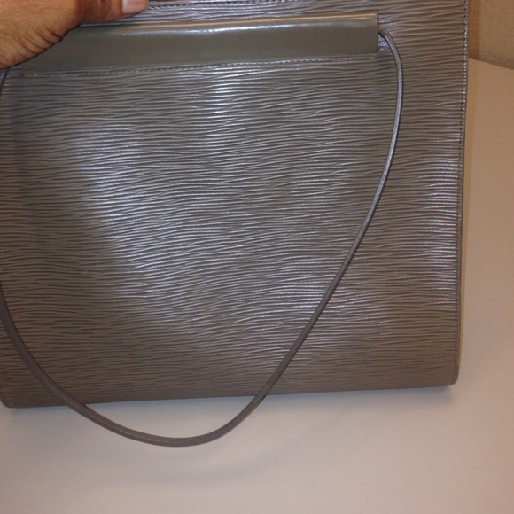 ashneil | Bags | Authentic Ashneil Envelope Totesale Hr | Poshmark