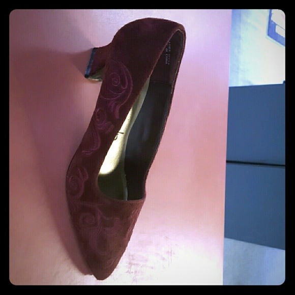 Amanda | Shoes | Ladies New Suede Pumps | Poshmark