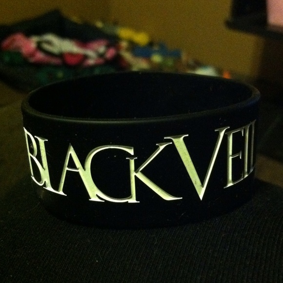 Hot Topic | Jewelry | Black Veil Brides Rubber Bracelet | Poshmark
