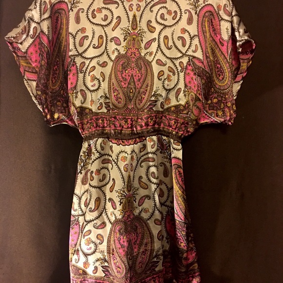 Pinky | Tops | Soft Flowy Paisley Top | Poshmark