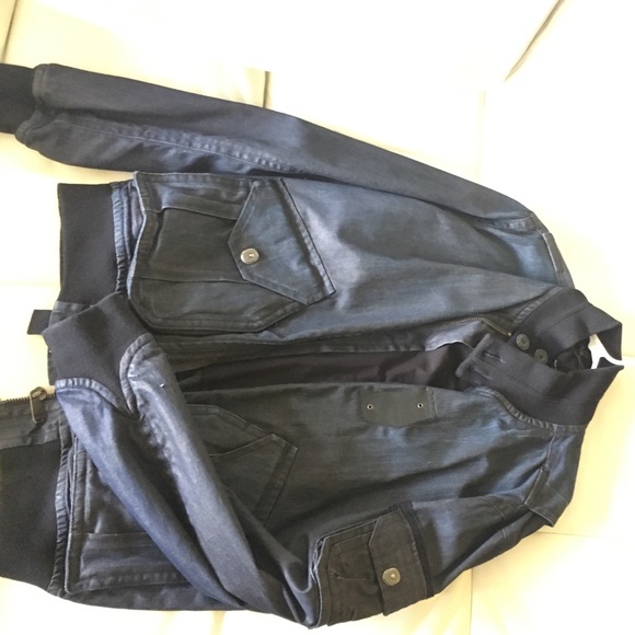 Levi's | Jackets & Coats | Mens Jean Jacket With Pockets Outside And ...