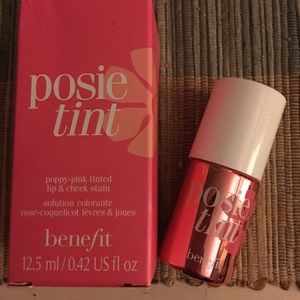Benefit Makeup on Poshmark