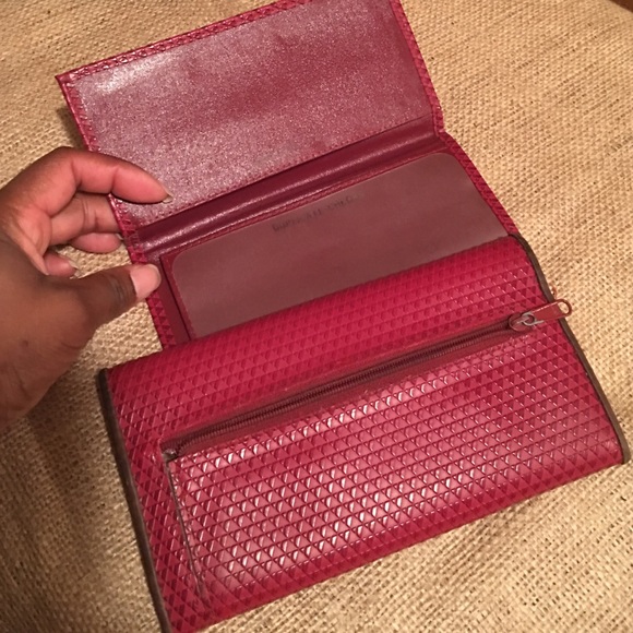 Liz Claiborne | Bags | Vintage Liz Claiborne Wallet | Poshmark