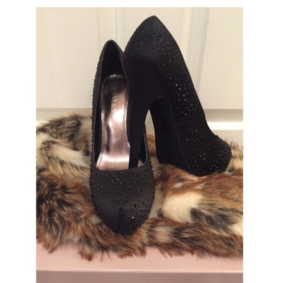 Shoes | Eye Catching Heels | Poshmark