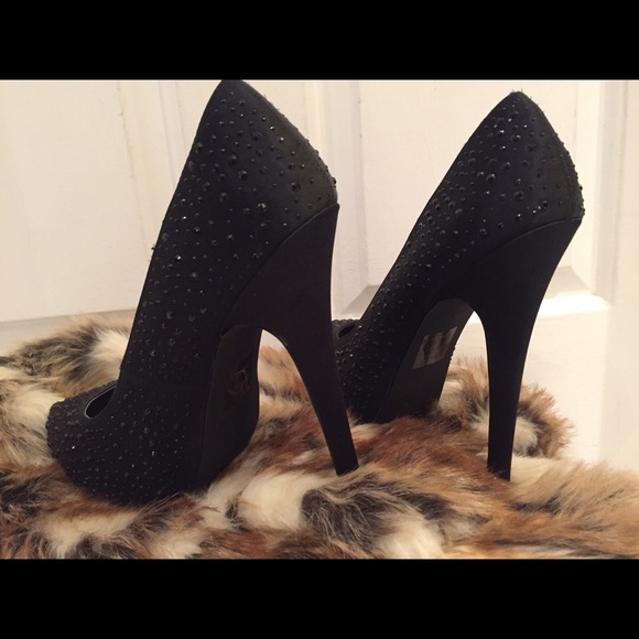 Shoes | Eye Catching Heels | Poshmark