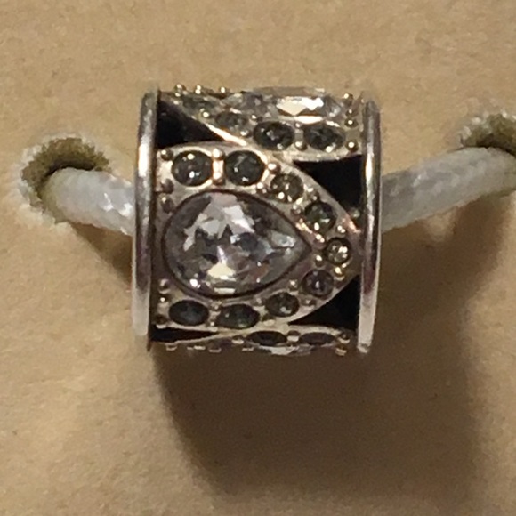 Chamilia | Jewelry | Authentic Chamilia Charm | Poshmark