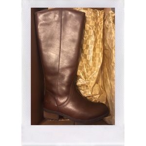 UGG | Shoes | Ugg Leather Boots | Poshmark
