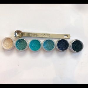 MAC Cosmetics | Makeup | Rare Mac Sample Set Authentic 4 Teaspoon ...