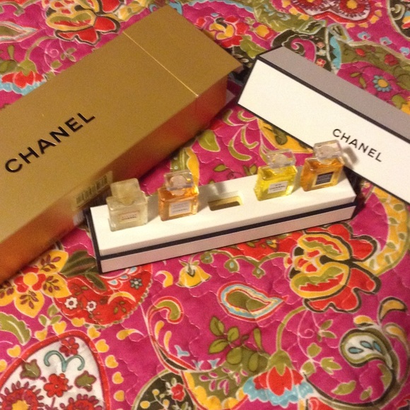 CHANEL | Other | Chanel Perfume Gift Set | Poshmark