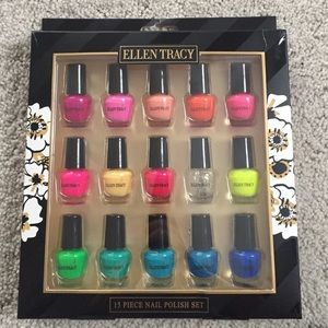 Ellen Tracy Makeup on Poshmark