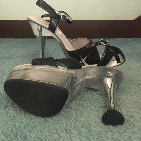 Delicious | Shoes | Ultra Sexy Platform With Metallic Heels | Poshmark