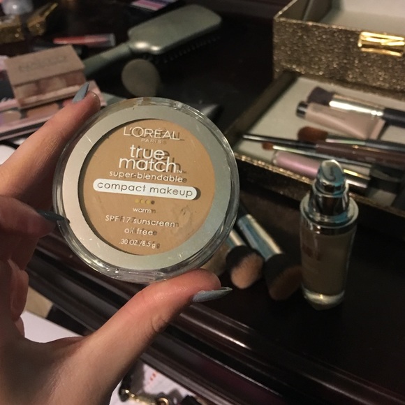 Makeup | True Match Compact Makeup | Poshmark