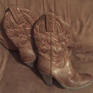 Volatile on Poshmark