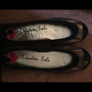 London Sole on Poshmark