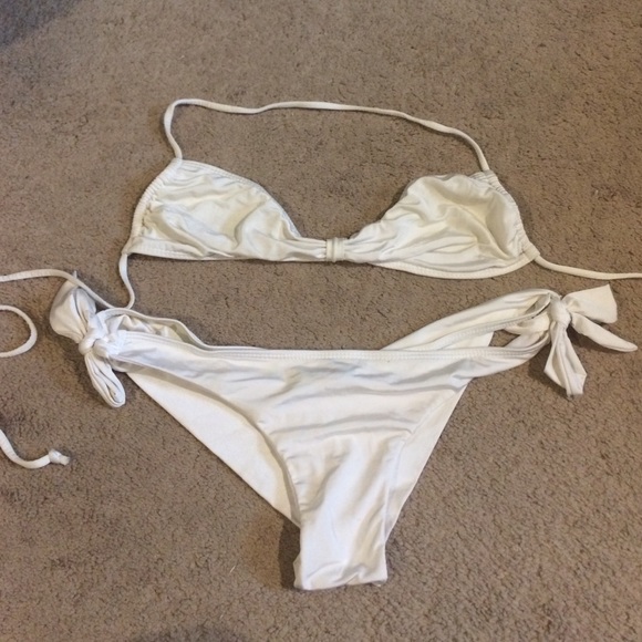 Bubululu Malibu | Swim | Bubululu Malibu White Bikini Set S | Poshmark
