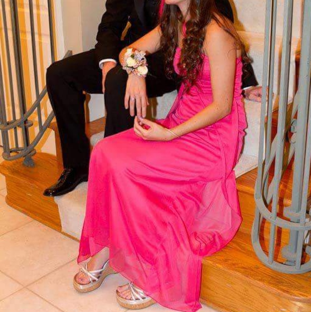 Beautiful Pink Halter Prom Dress Gem