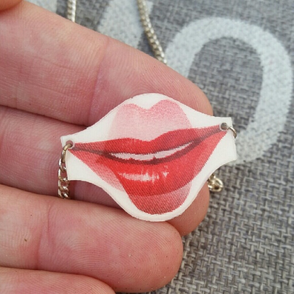 Handmade by SAEE | Jewelry | Handmade Kiss Necklace | Poshmark