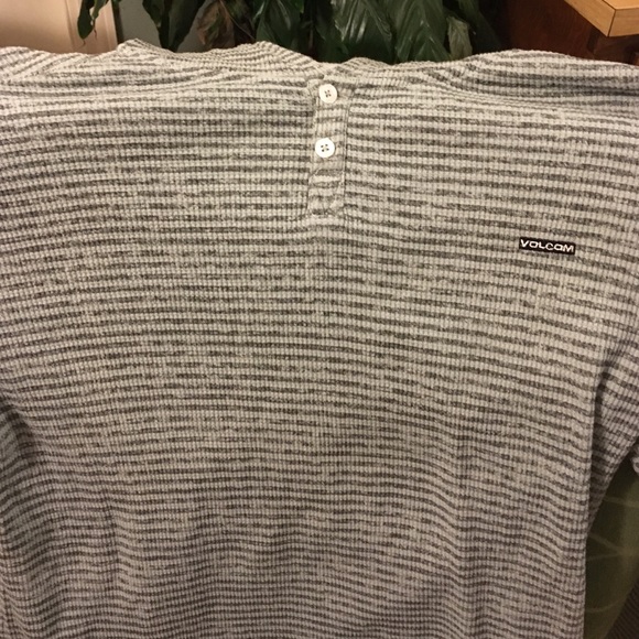 Volcom | Shirts & Tops | Hoodie | Poshmark